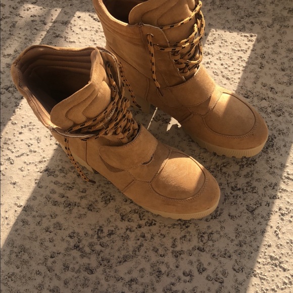 Missguided | Shoes | Missguided Tan Hiking Boots | Poshmark